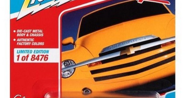 1/64 2005 CHEVROLET SSR TORCH RED WITH WHITE SS STRIPES JLCG030B-2