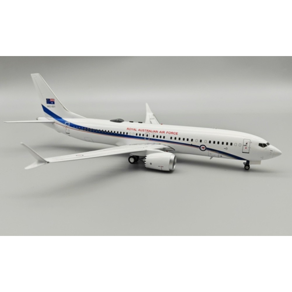 1/200 ROYAL AUSTRALIAN AIR FORCE BOEING 737-8 MAX WITH STAND