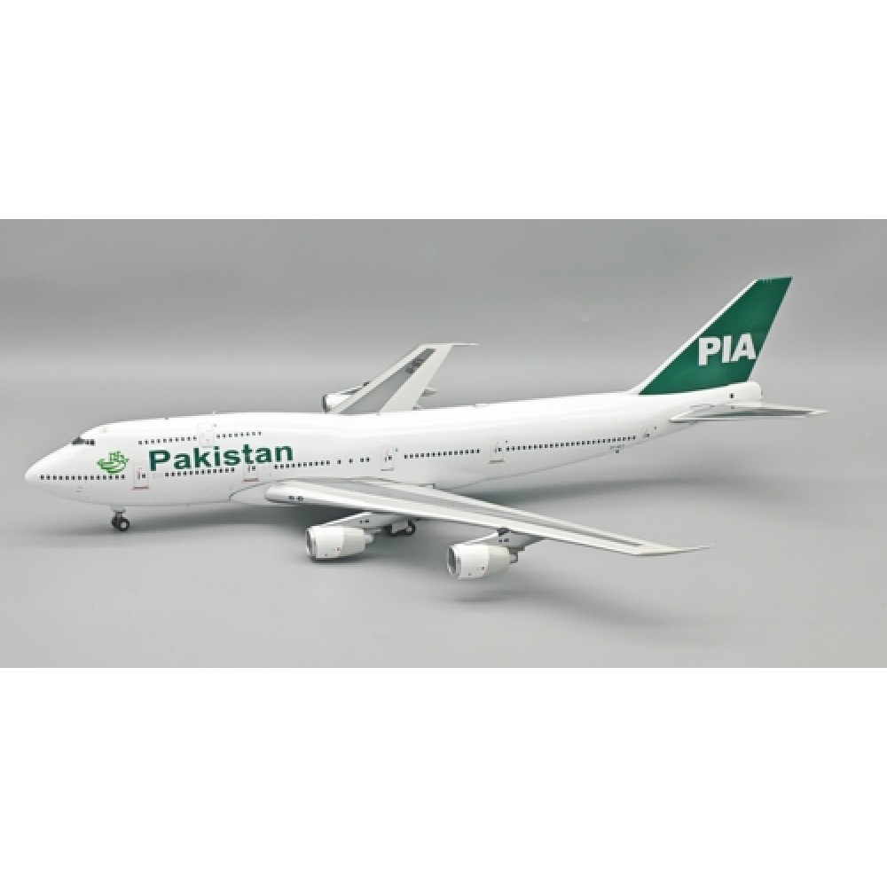 1/200 PAKISTAN INTERNATIONAL AIRLINES - PIA BOEING 747-367 AP-BFV WITH ...