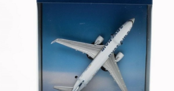 PPC RYANAIR BOEING SINGLE DIECAST PLANE RT0011