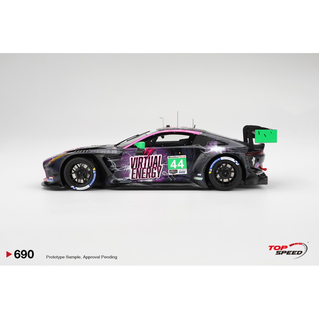 1/18 ASTON MARTIN VANTAGE GT3 EVO NO.44 MAGNUS RACING 2025 IMSA WALKINS ...